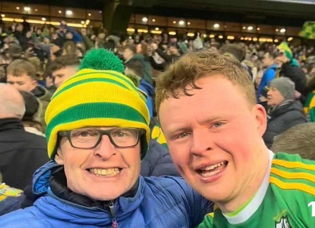 JOE BROLLY: Donal Convery and the Wattys on tour - Gaelic Life